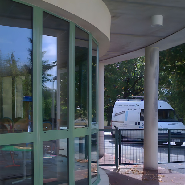 Fabrication et installation de fenêtres en ALU/PVC - Pascal Demontpion